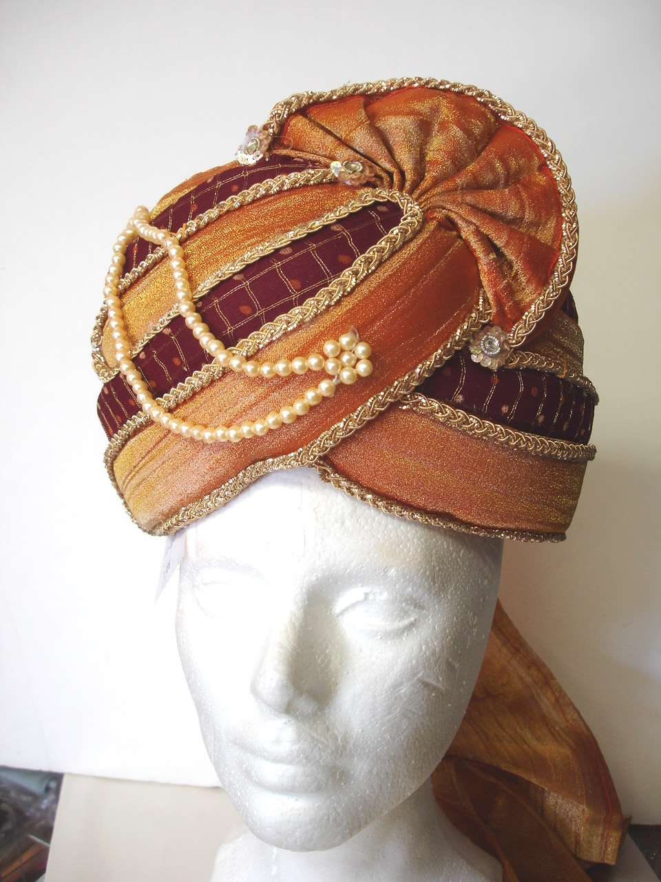 Prince hats,wedding turbans,pugri,wedding safas,pugree,pagri.